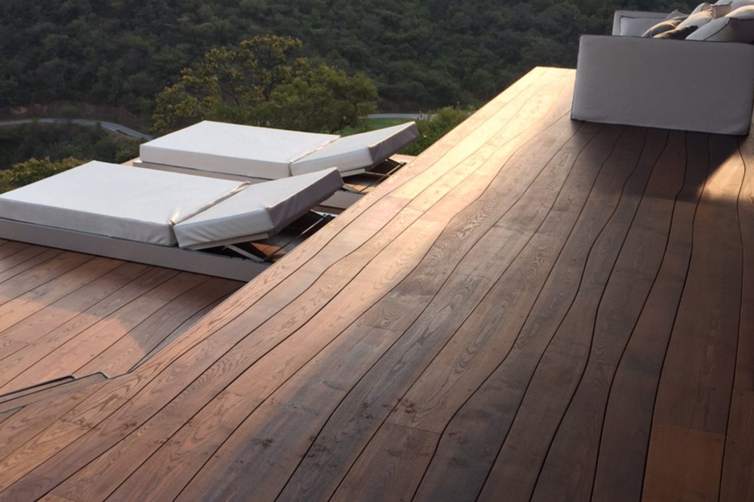 Discover inspiring wooden decking ideas - Thermory