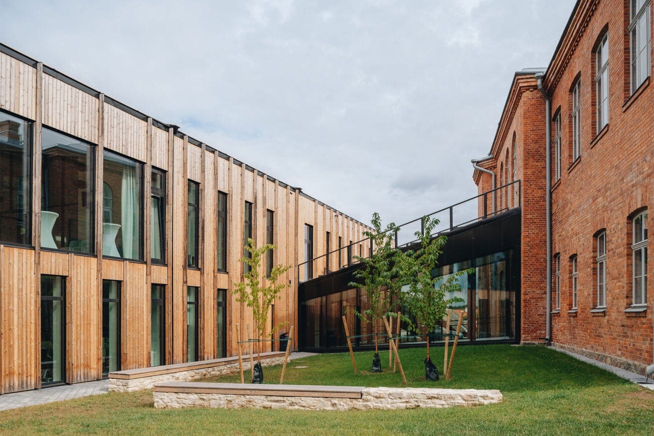 The Benefits of Wood in School Construction and Design - Thermory